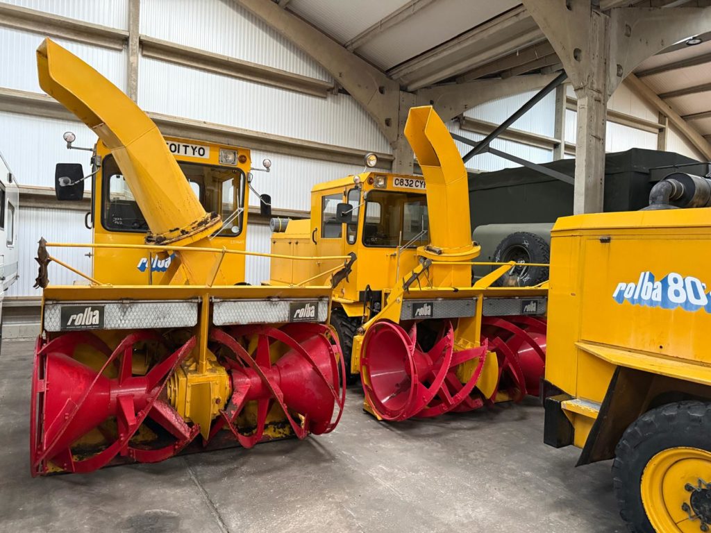 Rolba R400F Snow Blower | L Jackson & Co - Military vehicles for sale ...